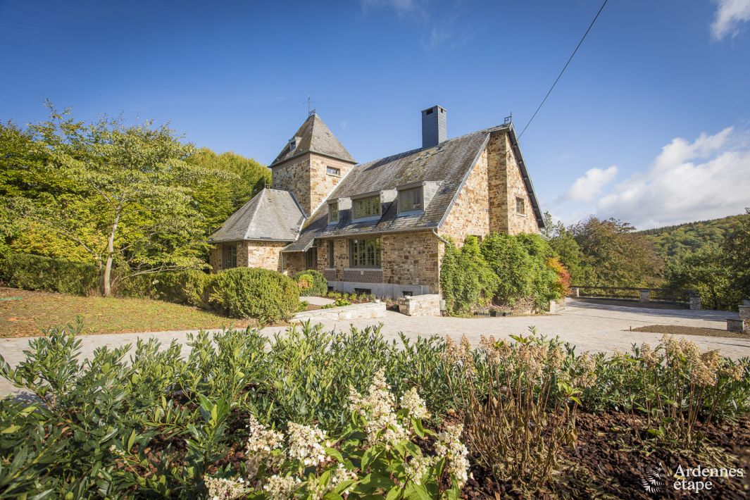 Kasteel in Erezée voor 12/15 mensen in de Ardennen